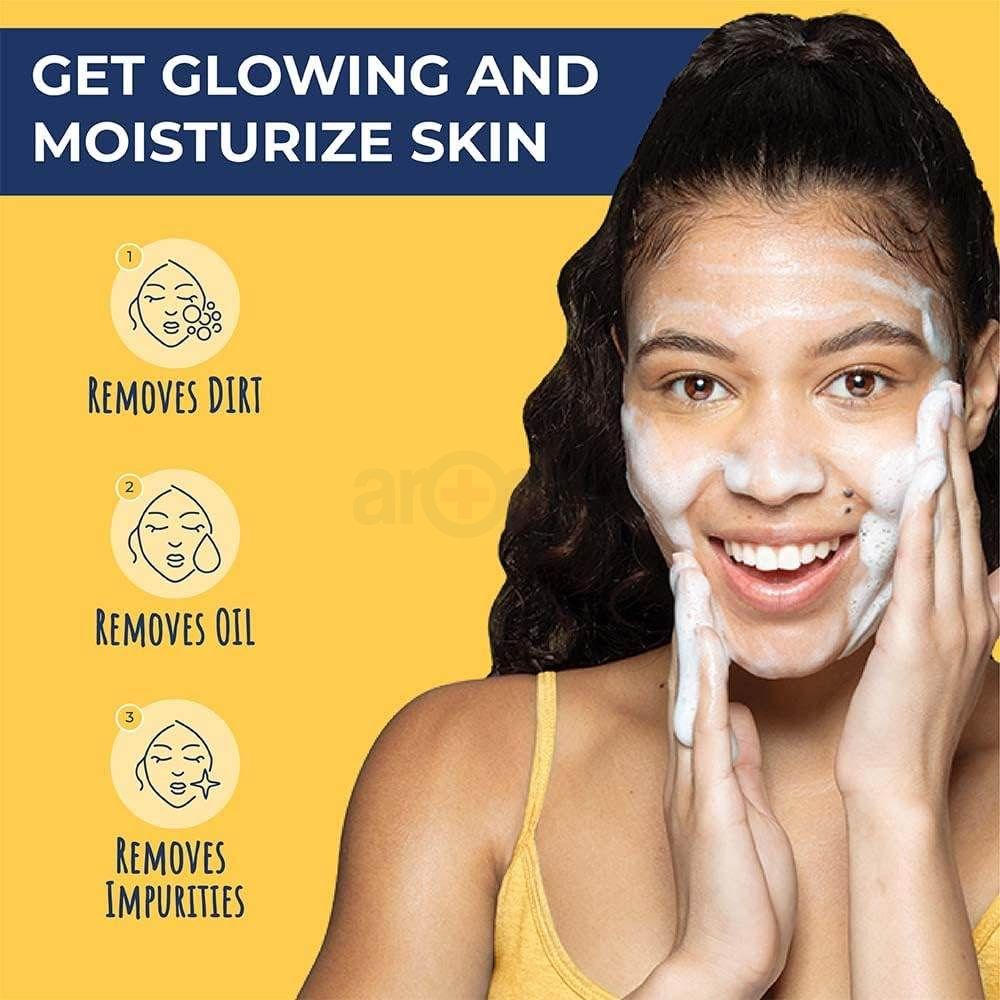 St. Ives Glowing Apricot Daily Facial Cleanser (Made in South Korea ...